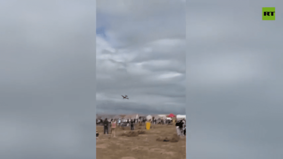Tragedy Strikes: Air Show Plane Crash Claims Pilot's Life (VIDEO)